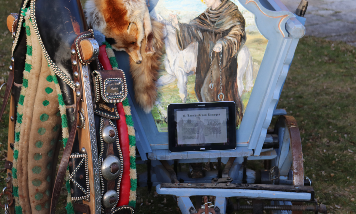 Interaktiver Truhenwagen - Sarah Trost - E.MOTION